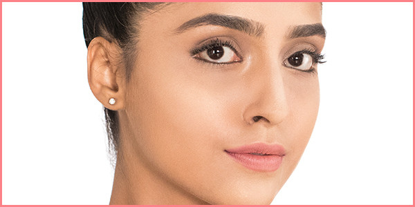 Buy MyGlamm Lit Radiant Matte Compact Powder - Serving Face Online at ...