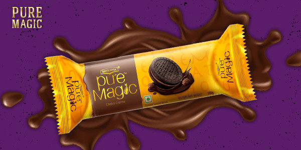 Buy Britannia Pure Magic Vanilla Biscuits 100 Gm Pouch Online at the ...