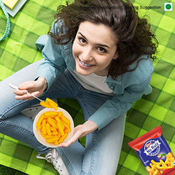 Buy Bingo! No Rulz Masala Curlz Corn Puffs Online at Best Price of Rs ...