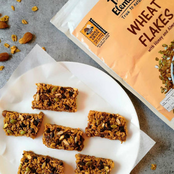Buy True Elements Whole Wheat Flakes - Honey & Almonds, Dietary Fibre ...
