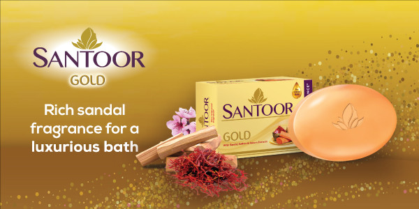 Buy Santoor Gold Bathing Bar Soap with Kashmiri Saffron & Sandal Online ...
