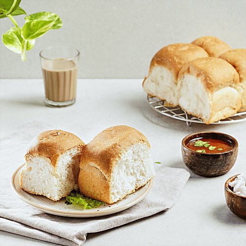 Buy Fresho Pav Safe & Preservative Free 300 Gm Online At Best Price of ...