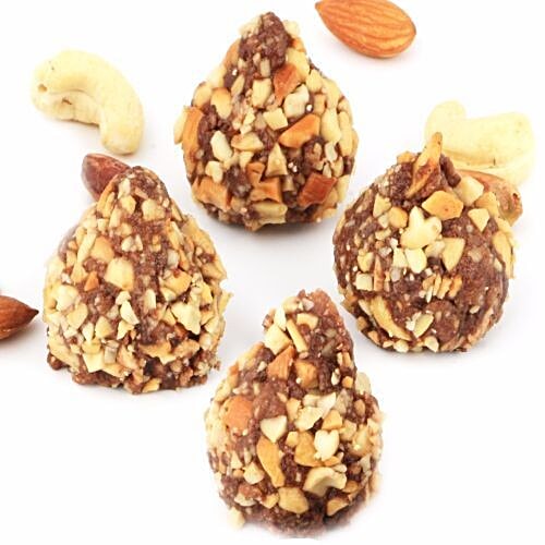 Buy Ghasitaram Gifts Sweets - Cashew Chocolate Modak Online at Best ...