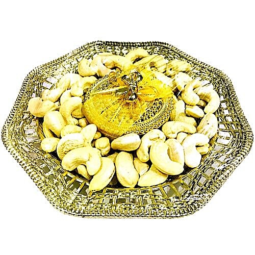 Buy Shivram Peshawari Bros Cashew Nuts With Special Dry Fruit Tray ...