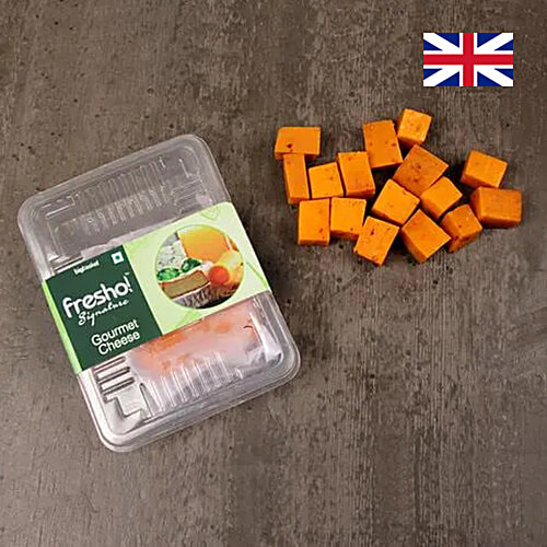 Buy Fresho Signature Cheese Cheddar With Chillies Cubes 100 Gm Online ...