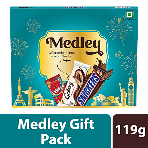 Buy Snickers Medley Assorted Chocolates Gift Pack Online at Best Price ...