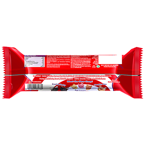 Buy Britannia Treat Sandwich Biscuits - Kool Vanilla Online at Best ...