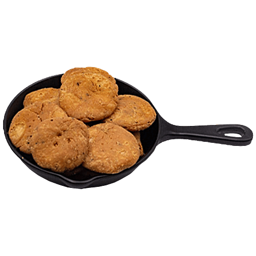 Buy Danaram Crispy Indian Snacks - Plain Matthi Online at Best Price of ...