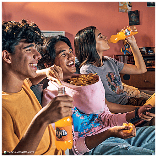 Buy Fanta Orange Flavoured Soft Drink - Snack Pack Online at Best Price ...