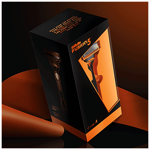Buy Gillette Fusion5 Premium Gift Set - With 1 Manual Razor, 2 ...
