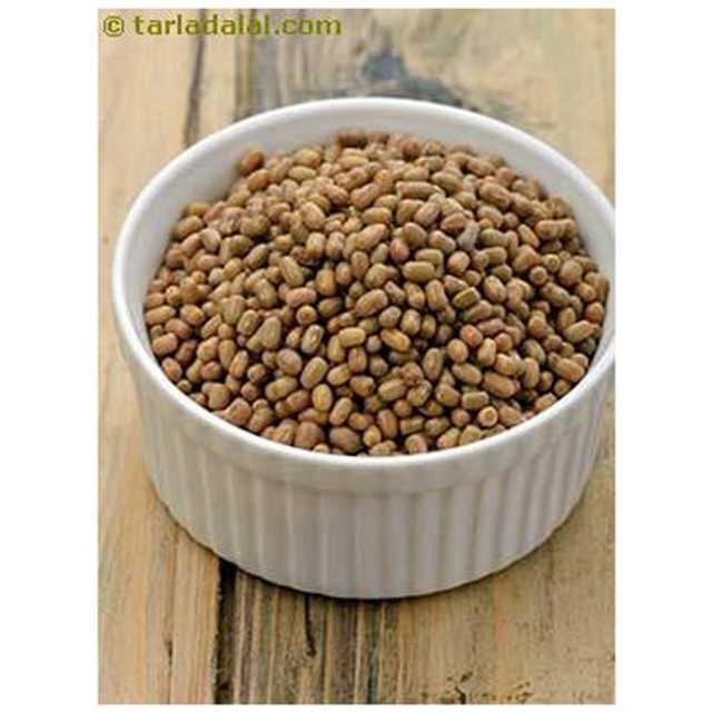 Buy Super Saver Moth/Matki - Whole Online at Best Price of Rs 66 ...