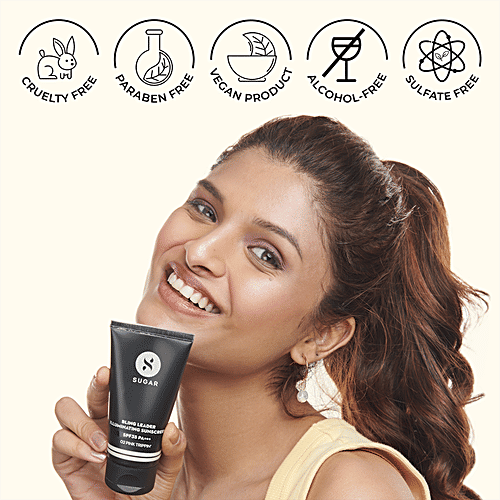 Buy SUGAR Cosmetics Bling Leader Illuminating Sunscreen SPF35 PA ...