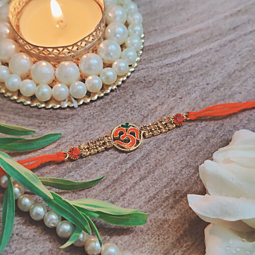 Buy House of Festivals Om Pendant Rakhi - With Sparkling Stones, HOF ...