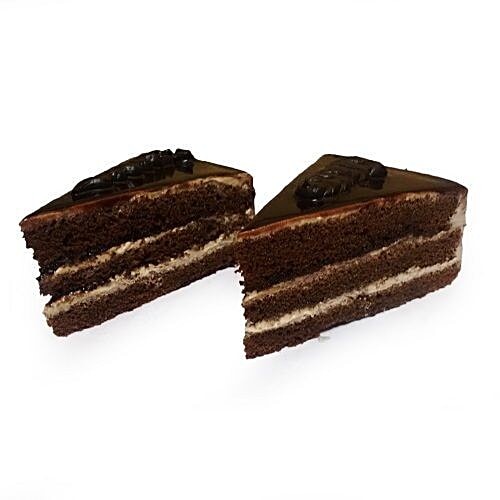 Buy Bakery World Pastry - Chocolate, Eggless 3 pcs Online at Best Price ...