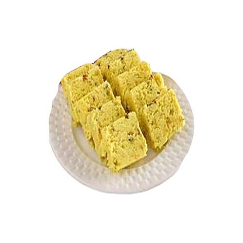 Buy Mayur Dairy Sweets Pineapple Sandwich 1 Kg Online at the Best Price ...