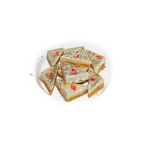 Buy New Manpasand Sweets Sweets Sandwich Barfi 500 Gm Online at the ...