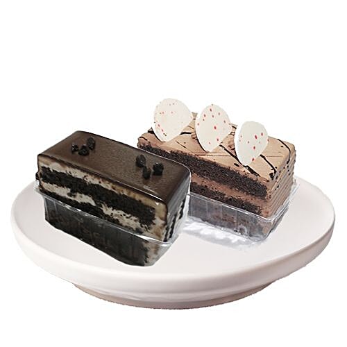 Buy Pista House Pastry Almond Choco Chips 4 Pc Pack Of 4 Online at the ...