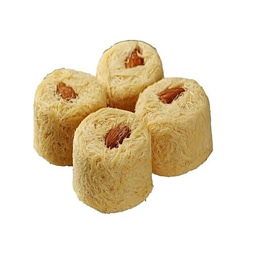Buy Kaka Halwai Sweets - Spl Soanpapdi Online at Best Price of Rs null ...