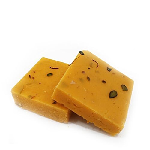 Buy Shagun Sweets Sweets - Kesar Burfi 500 gm Online at Best Price. of ...