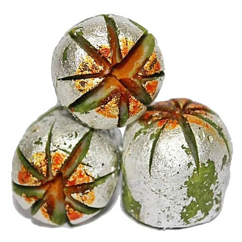 Buy Balaji Jai Narayan Sweets - Dry Fruits Kaju Flower Online at Best ...