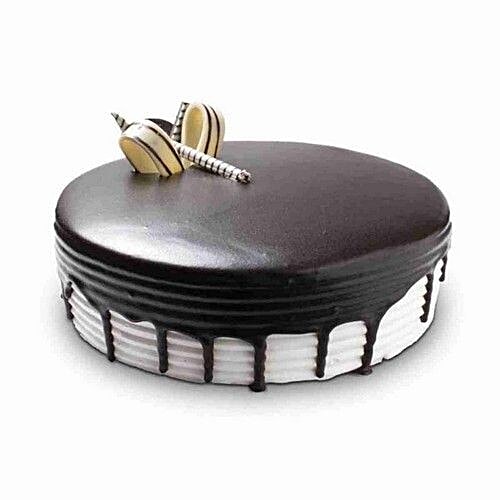 Buy The Cake Masters Fresh Cake - Choco Vanilla, Eggless Online at Best ...