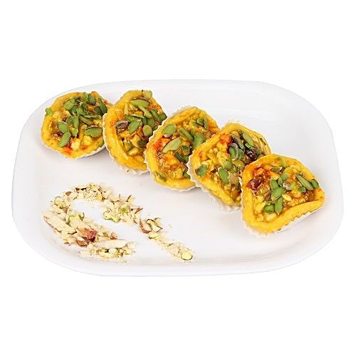 Buy Ramas Sweets And Dry Fruits Sweets Kesar Wati 8 Pcs Online at the ...