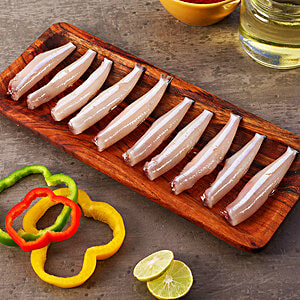 Buy fresho! Anchovy Fish - Whole Cleaned, Preservative Free, 20-30 pcs ...