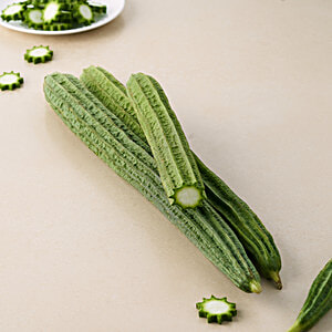 Buy Fresho Ridge Gourd 1 Kg Online At Best Price of Rs 87.67 - bigbasket