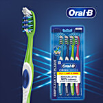 Buy Oral-B Criss Cross Toothbrush - Medium Online at Best Price of Rs ...