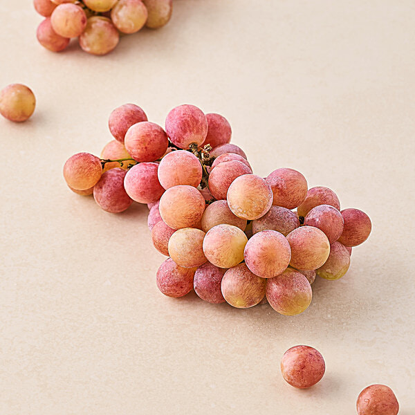 Buy Fresho Grapes Red Globe Indian 500 Gm Online At Best Price of Rs ...