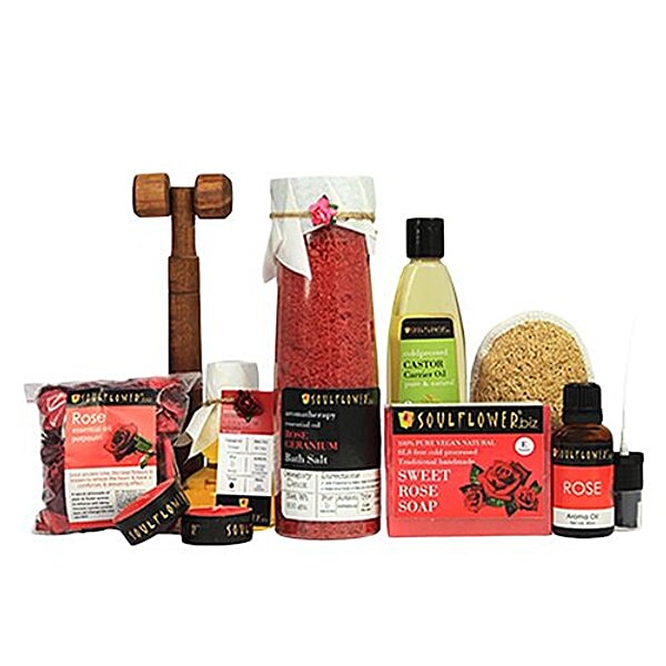 Buy Soulflower Diwali Beauty Kit & Gift box with Rose Heart Bath Gift ...