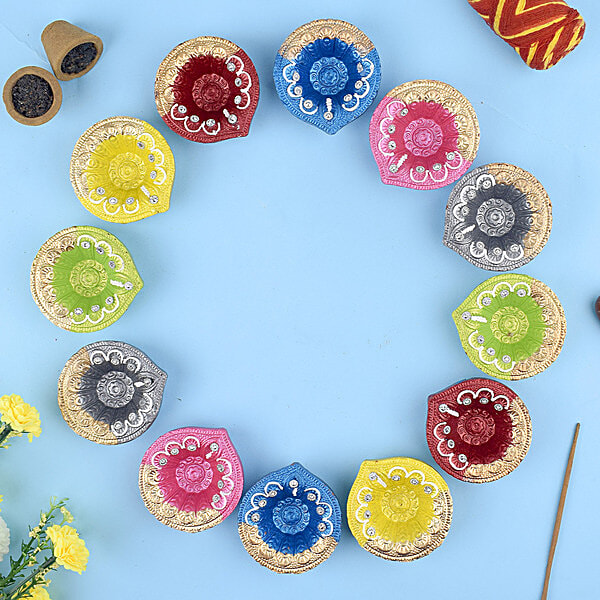 Buy Satvik Clay Diyas - Model 1 Online at Best Price of Rs 249 - bigbasket