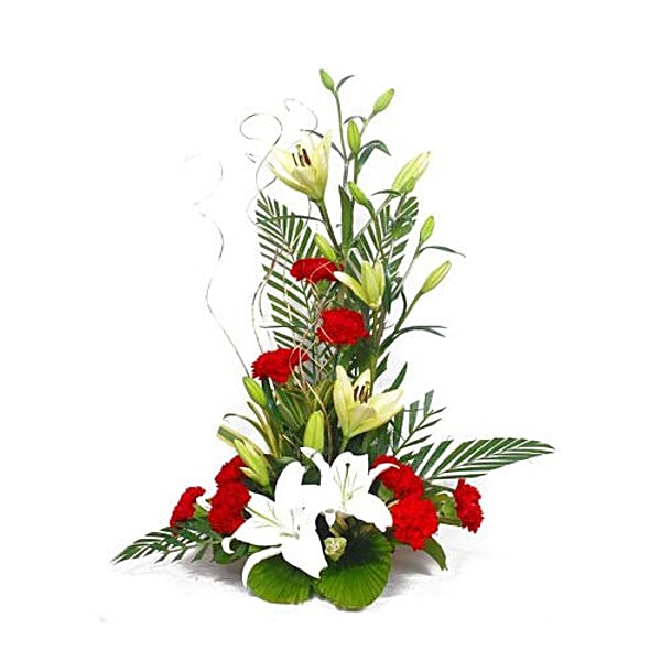 Buy Blooms And Bouquets Matunga Flower Bouquet A Sweet Surprise 1 Pc ...