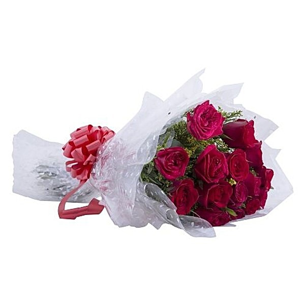 Buy Classic Flowers Flower Bouquet - Bunch Of Deep Red Roses 1 pc ...